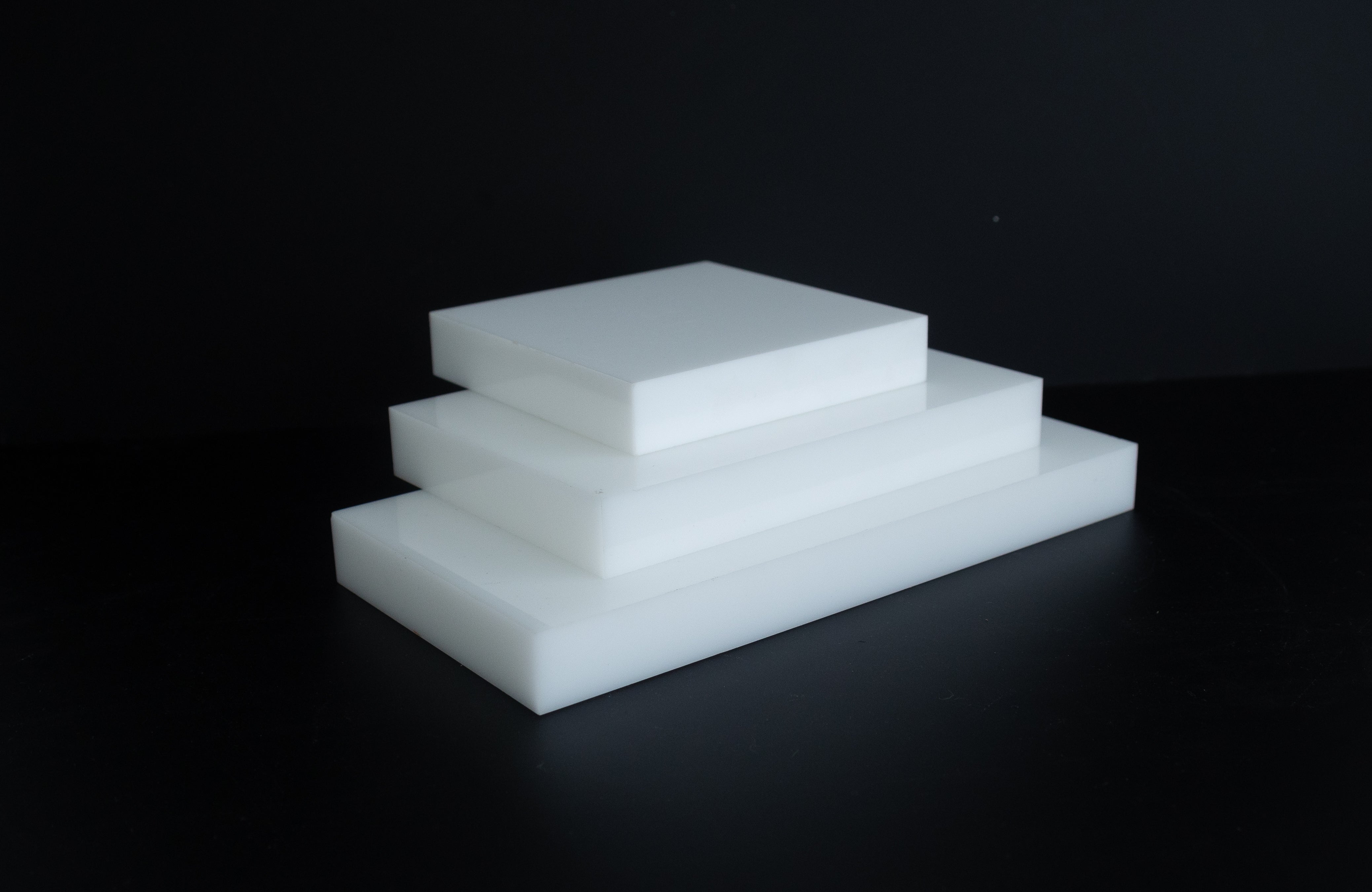 Riser Displays – Maxim Displays Range T/A Cambrian Plastics Ltd